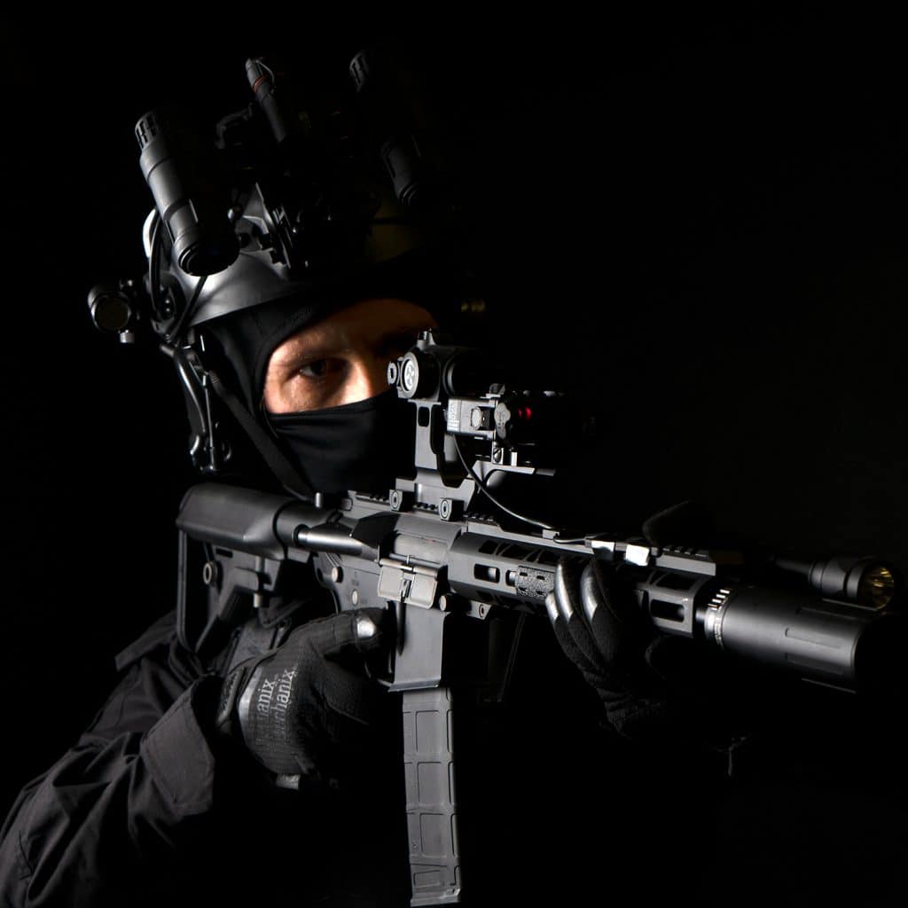 High Red Dot V3 and PEQ Box Mount – Novritsch